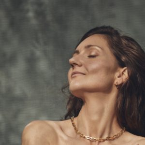 6 Steps of the Yoni Puja: The Worship of the Feminine Essence | Sofia ...